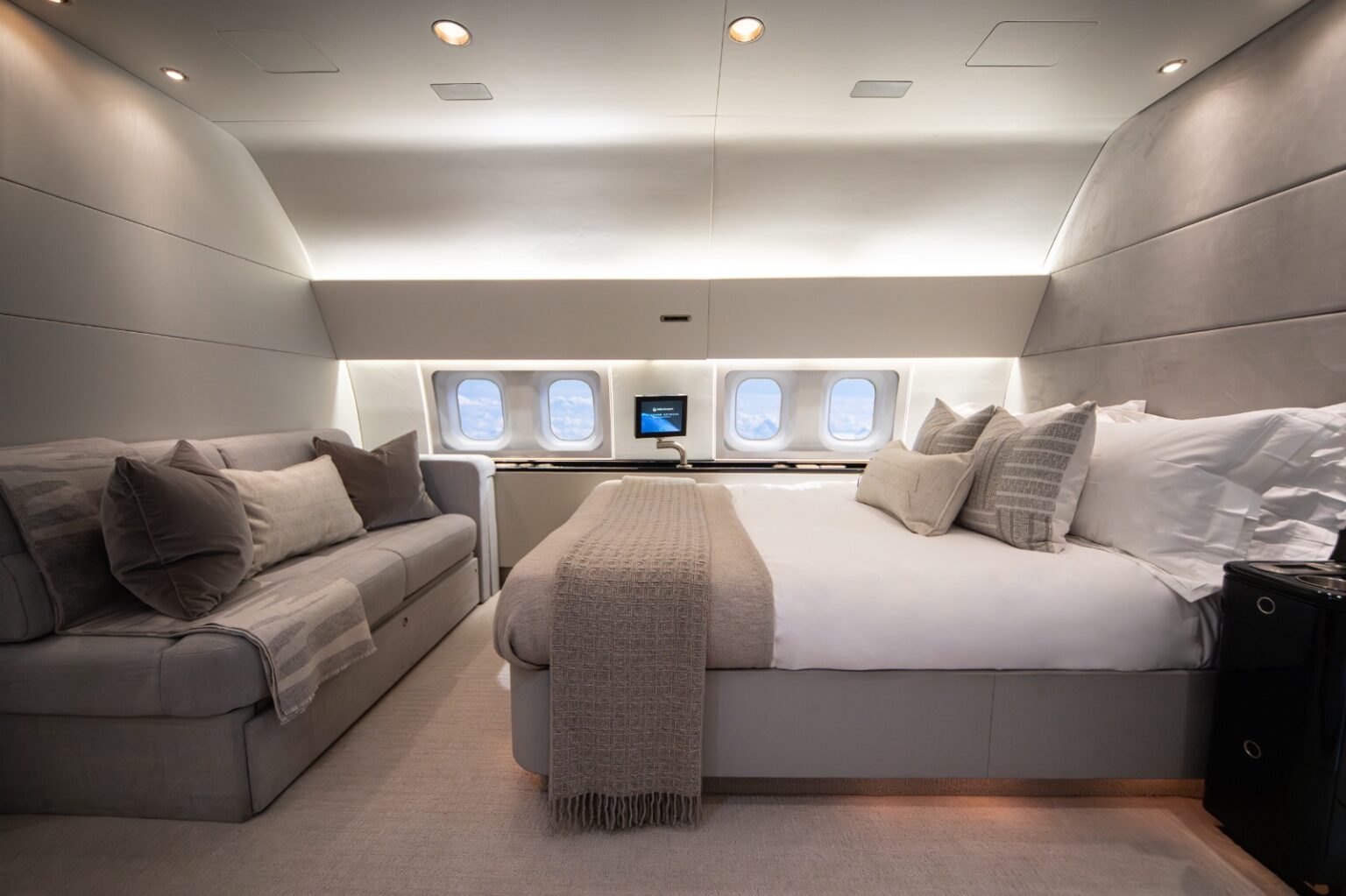 design et al Boeing Business Jetby Volare Aviation - design et al